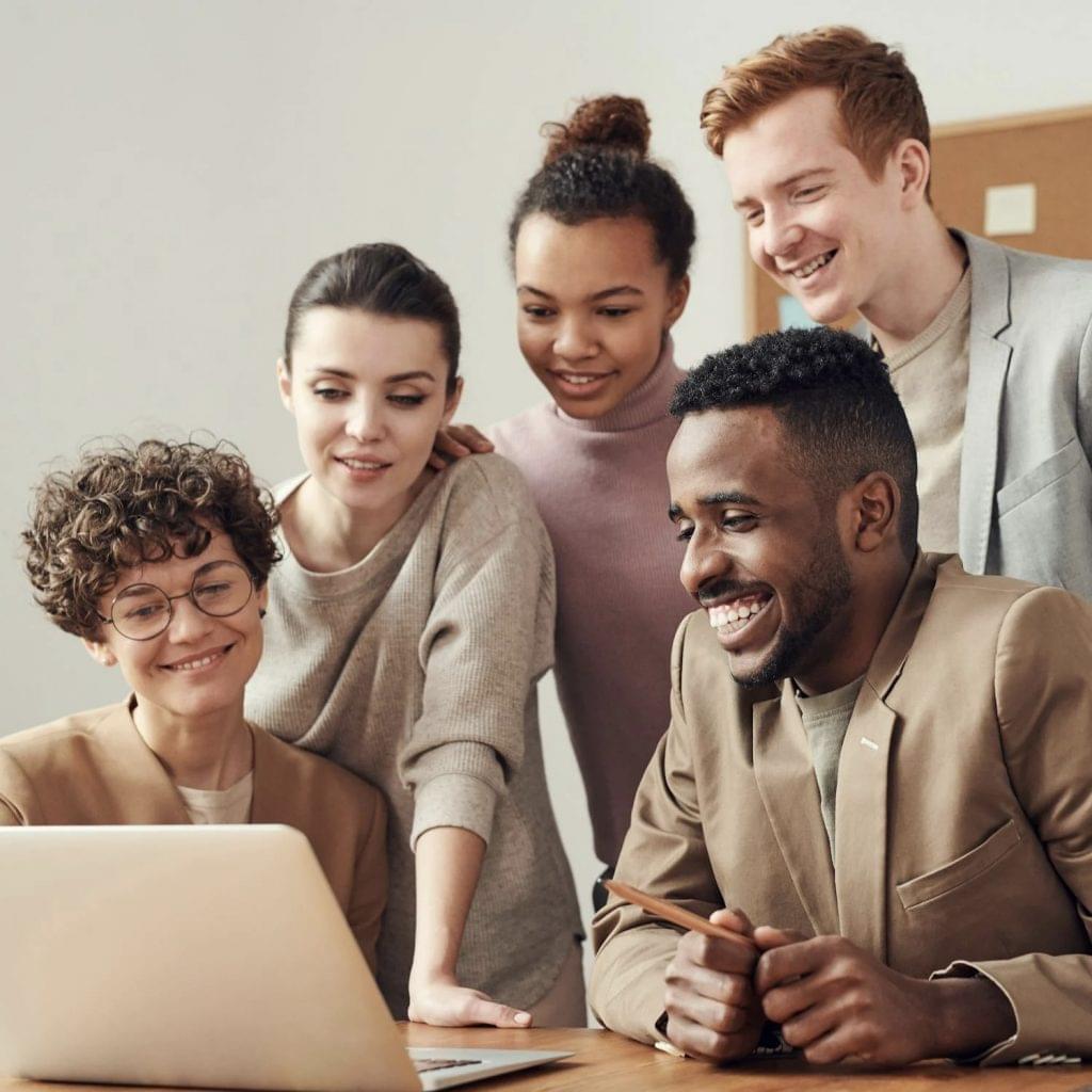 Créer un site web avec Canva : guide pratique - Aves Formation