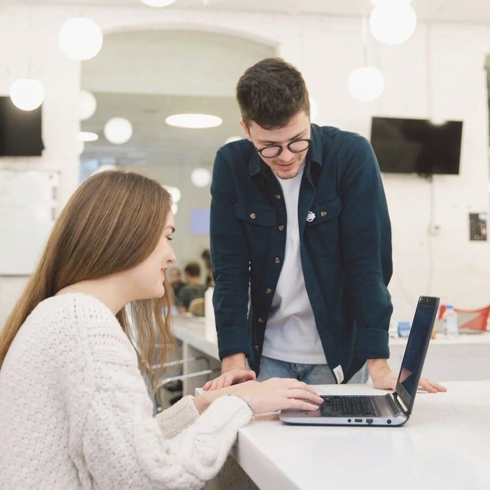 Créer un site web avec Canva : guide pratique - Aves Formation